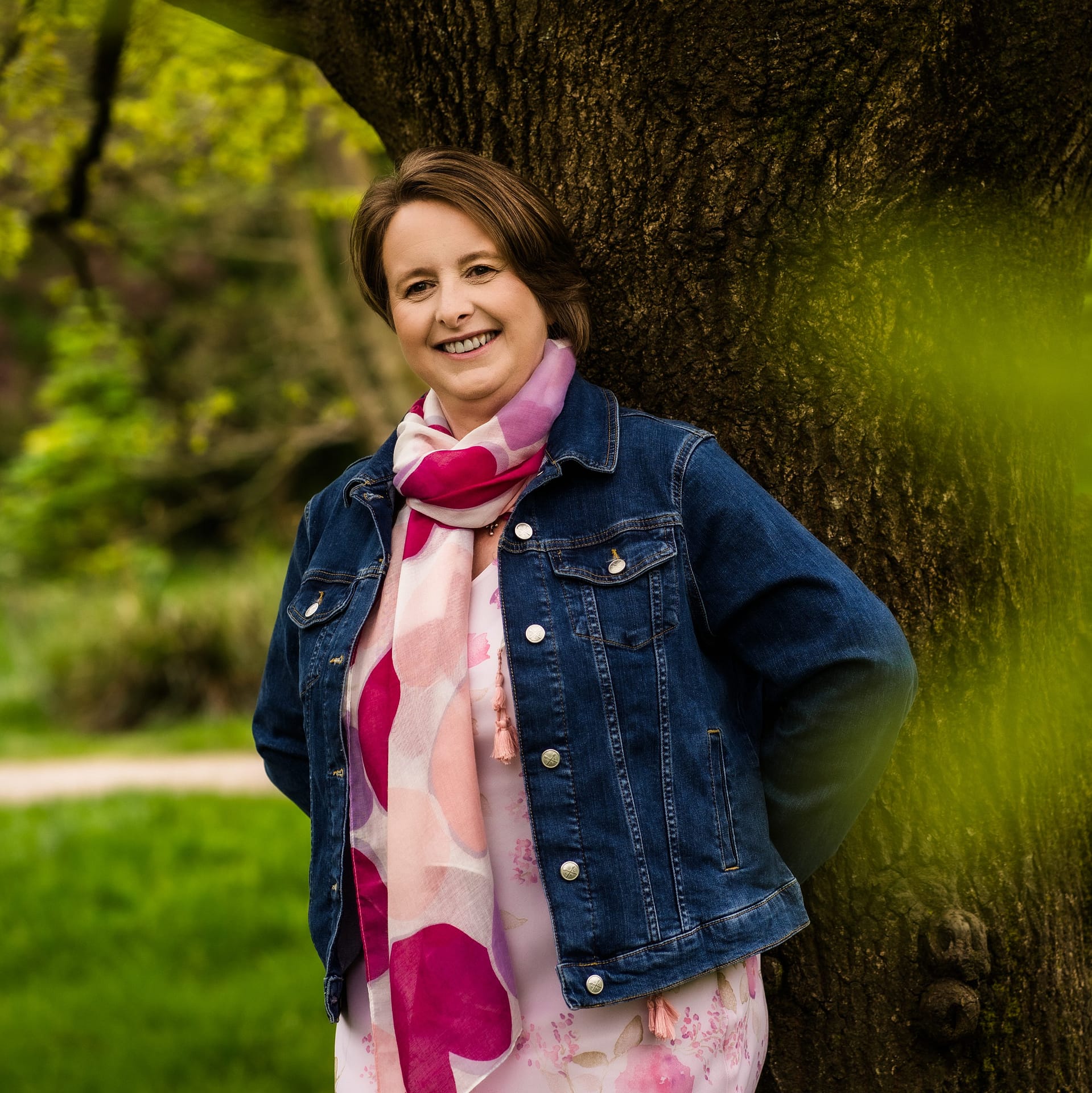 About | Suzanne Snow Author | Romantic Fiction Author